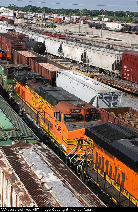 BNSF 4065